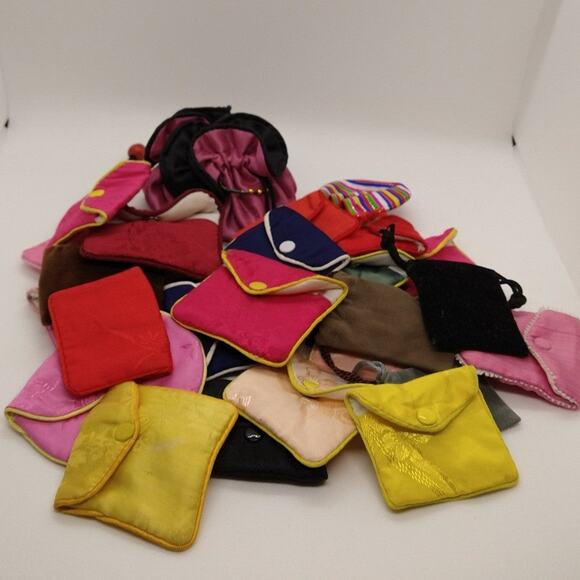 unbranded | Jewelry | Lot Of 26 Small Pouches Assorted Sizes Styles And ...